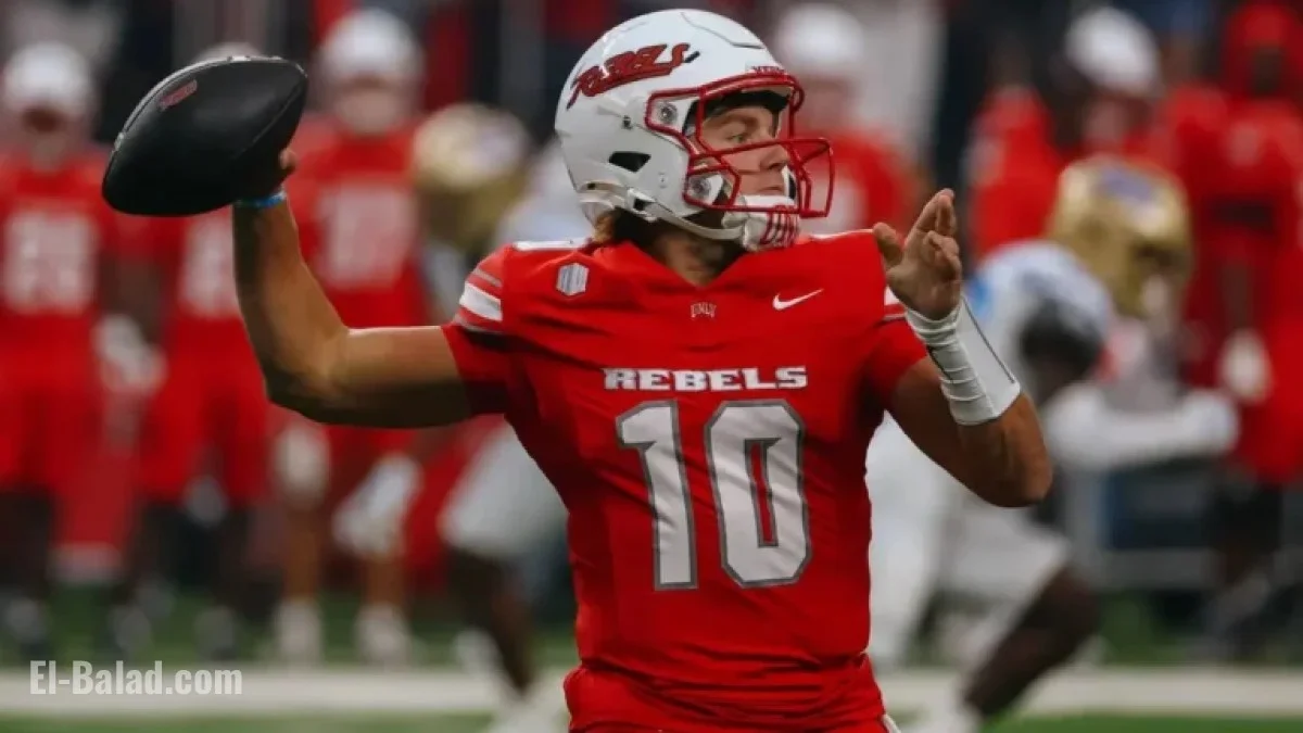 UNLV Quarterback Earns MW Offensive Player of the Year Title - El-Balad.com