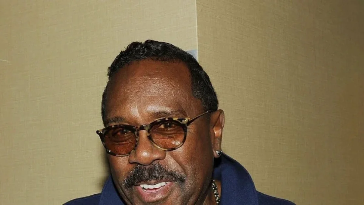 Demond Wilson, Star of “Sanford and Son,” Passes Away at 79 - El-Balad.com