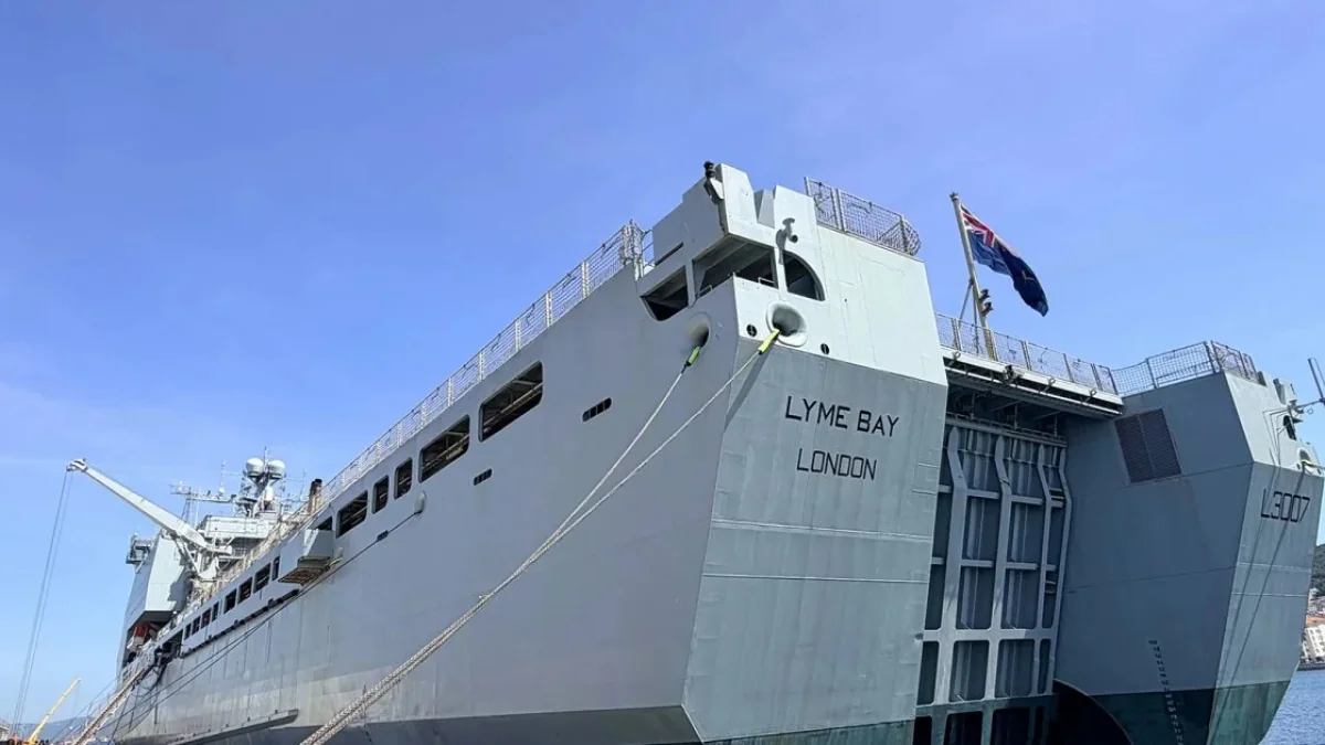 Britain readies Minehunter in Gibraltar for Strait of Hormuz reopening ...